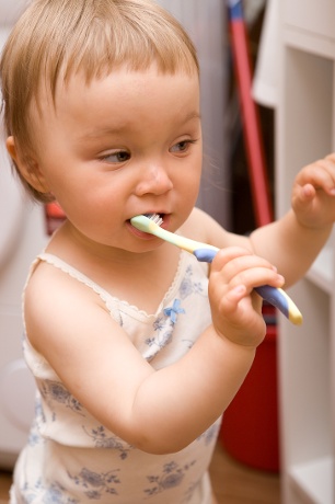 Lead by Example – Steps to Painless Dentistry for Your Child | BIOLASE